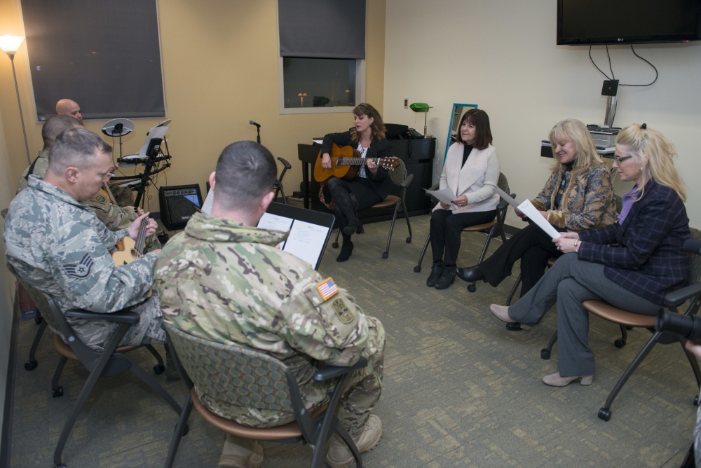 Creative Arts Therapy Strikes a Chord with Military Service Members in ...